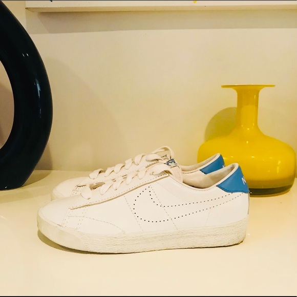 Nike | Shoes | Nike 8s Vintage Racquette Tennis Sneakers | Poshmark